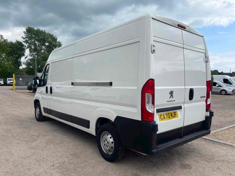 Used 2020 Peugeot Boxer 335 2.2 BlueHDi Professional L4 H2 Panel Van ...