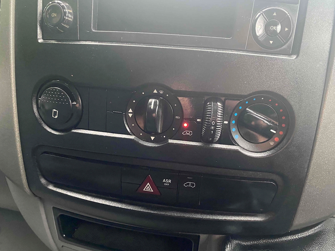 Used 2012 Mercedes-Benz Sprinter 313 2.1 CDI LWB LUTON VAN - TAIL LIFT ...