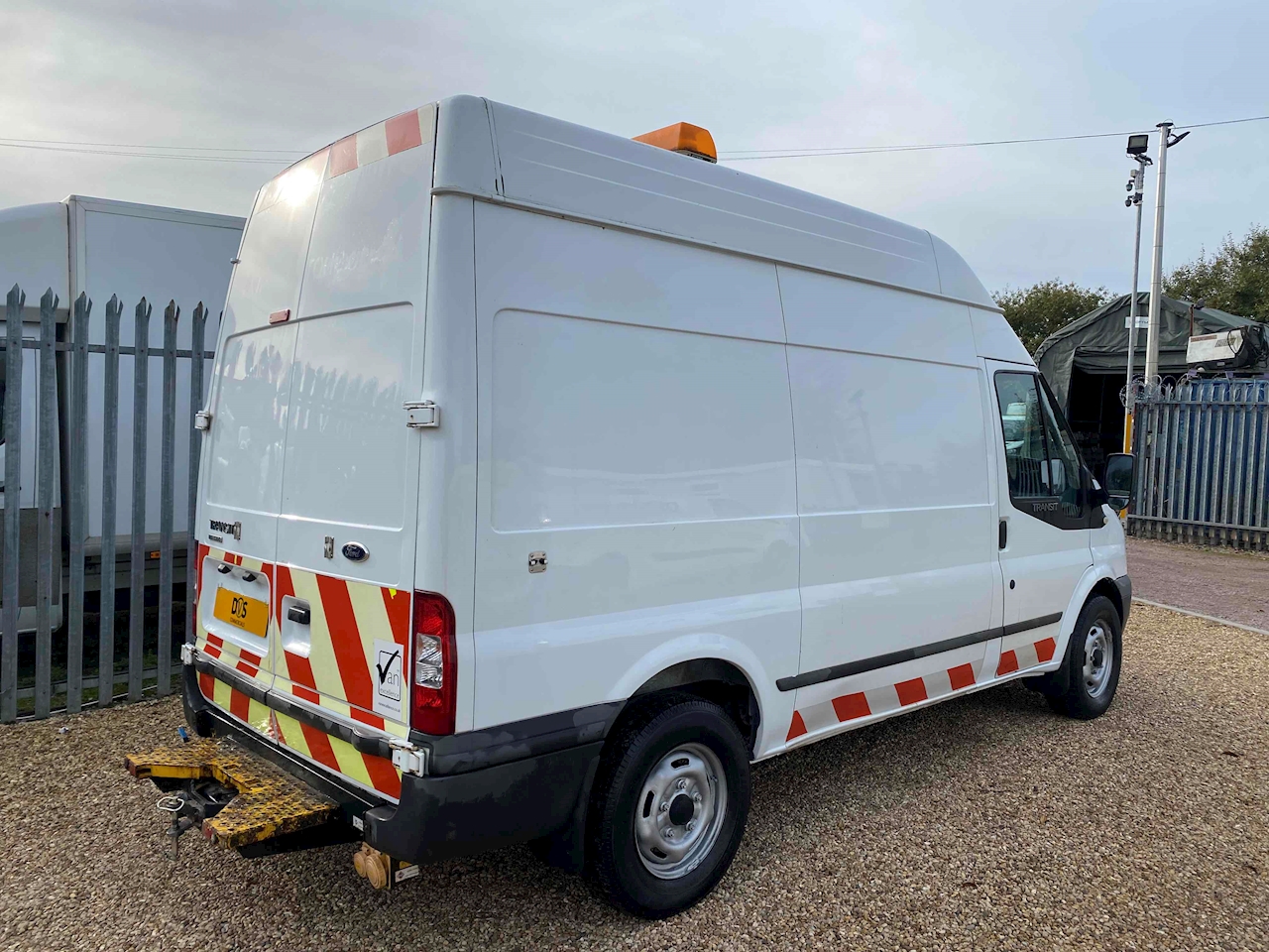 Used 2013 Ford Transit 350 2.2 TDCi MWB HIGH ROOF - MOBILE WORKSHOP VAN ...