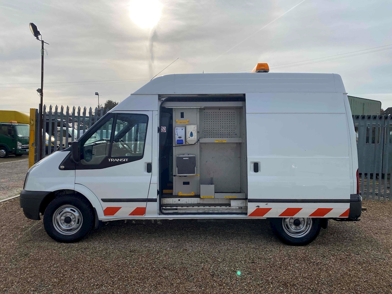 Used 2013 Ford Transit 350 2.2 TDCi MWB HIGH ROOF - MOBILE WORKSHOP VAN ...