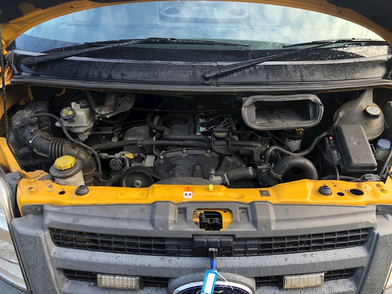 Used 2010 Ford Transit T350 2.4 115bhp CAGED TIPPER WITH TOOL BOX - DRW ...