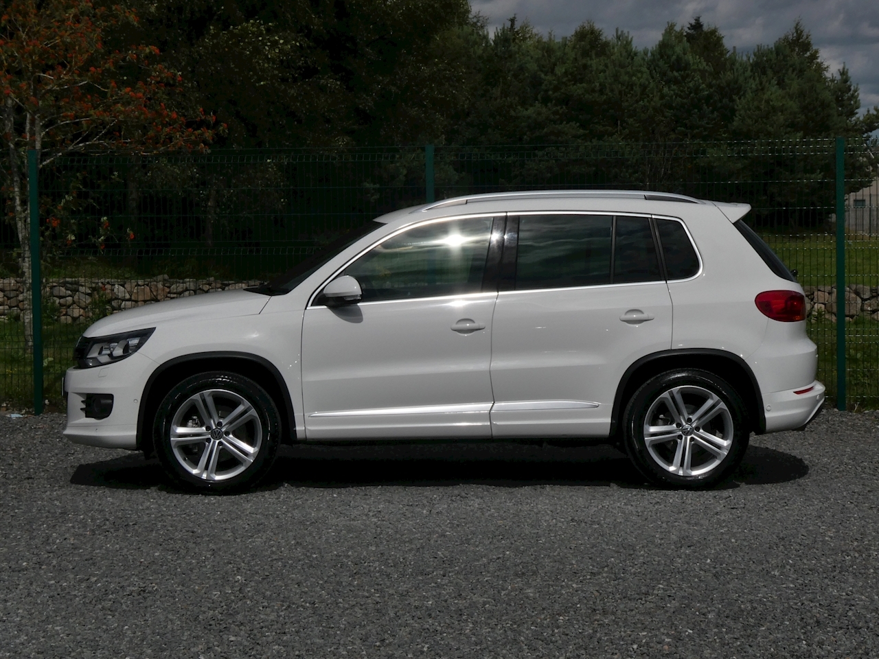 Used 2013 Volkswagen Tiguan R-Line 2.0 TDI BlueMotion Tech 4MOTION For ...
