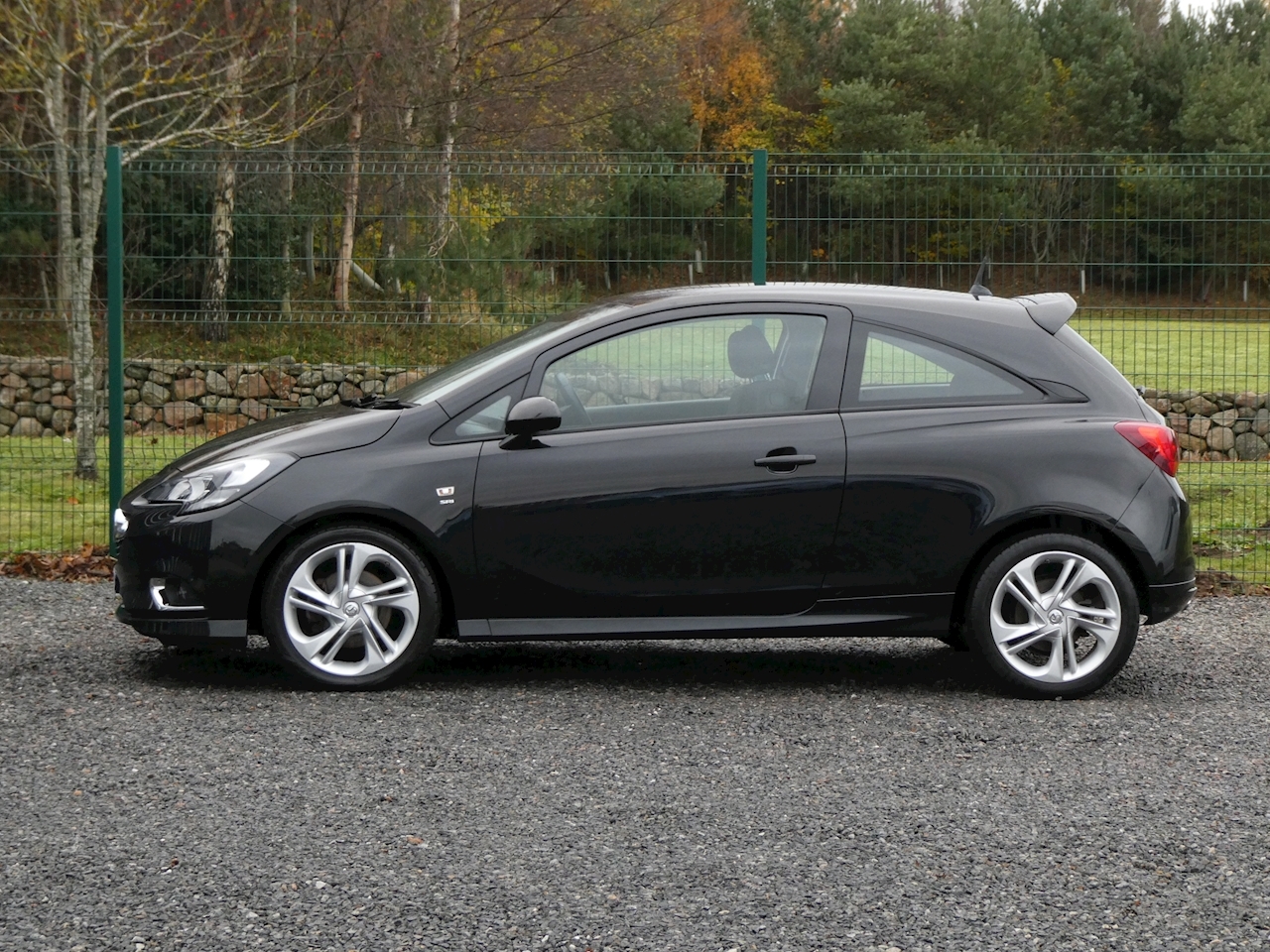 Used 2015 Vauxhall Corsa 1.4i Turbo ecoTEC SRi VX Line For Sale in ...