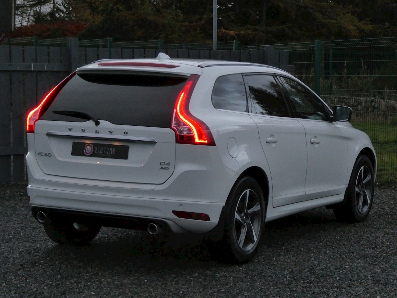 Used 2015 Volvo XC60 2.4 D4 R-Design Lux Nav, Geartronic (Auto) For ...