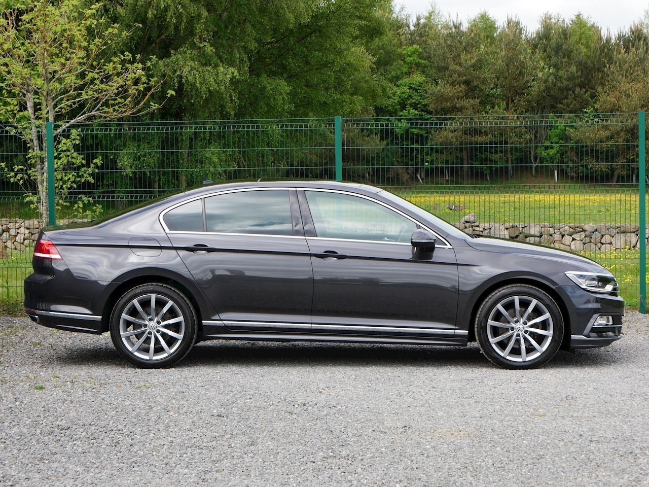 Used 2018 Volkswagen Passat 2.0 TDI R-Line Saloon, Manual For Sale in ...