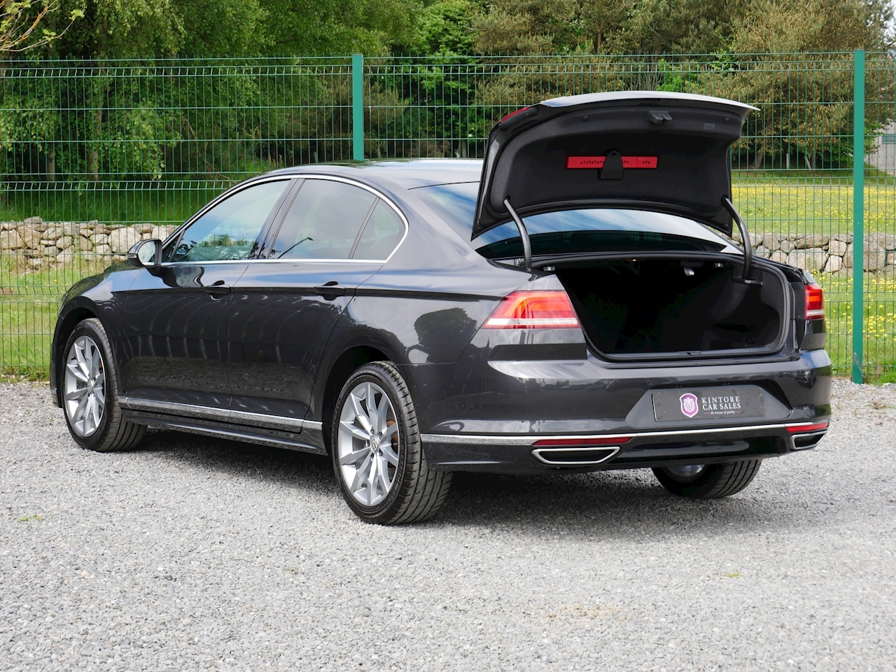 Used 2018 Volkswagen Passat 2.0 TDI R-Line Saloon, Manual For Sale in ...