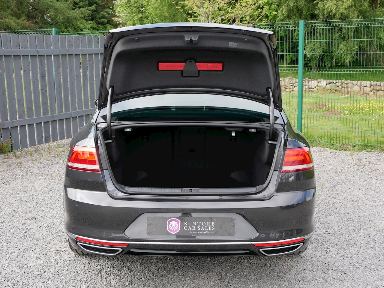 Used 2018 Volkswagen Passat 2.0 TDI R-Line Saloon, Manual For Sale in ...