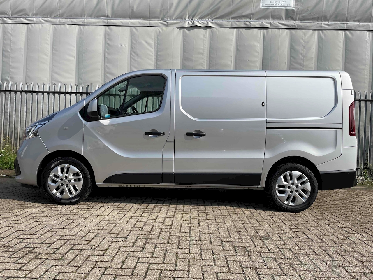 Used 2019 Renault Trafic dCi ENERGY 120 SL28 Sport For Sale in Cornwall ...