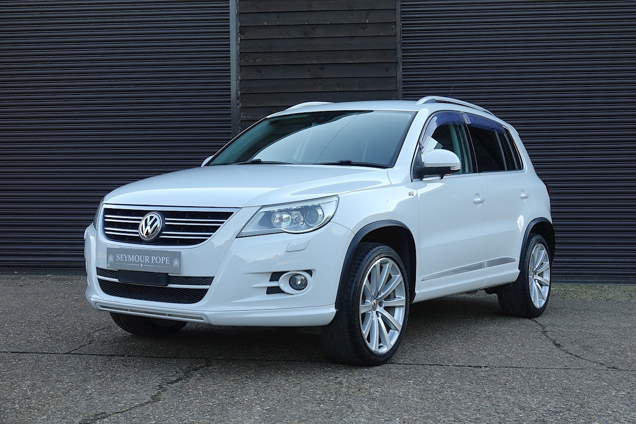 Used 2010 Volkswagen Tiguan R-Line TSI Bluemotion Technology 4Motion ...