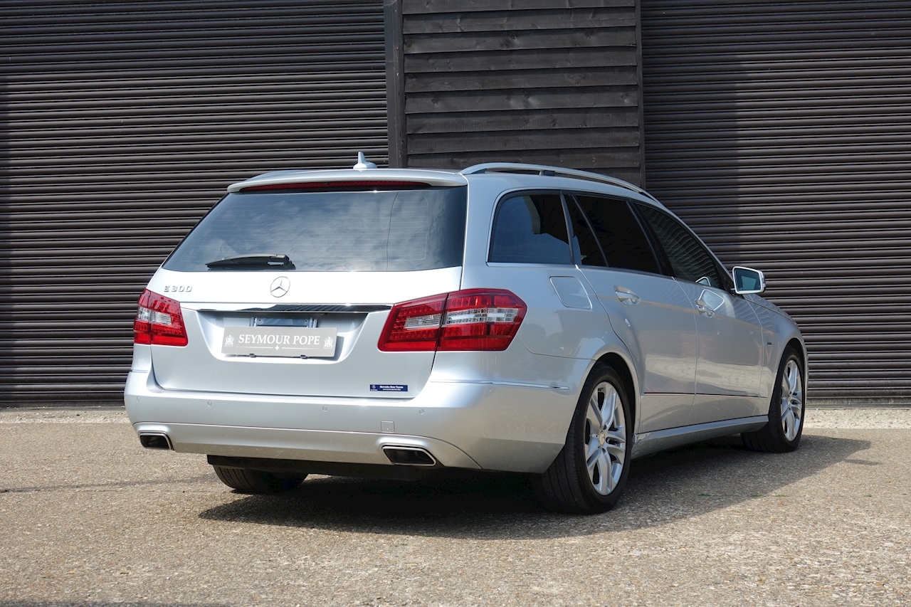 Used 2012 Mercedes-Benz E Class E300 V6 Petrol Avantgarde Automatic ...