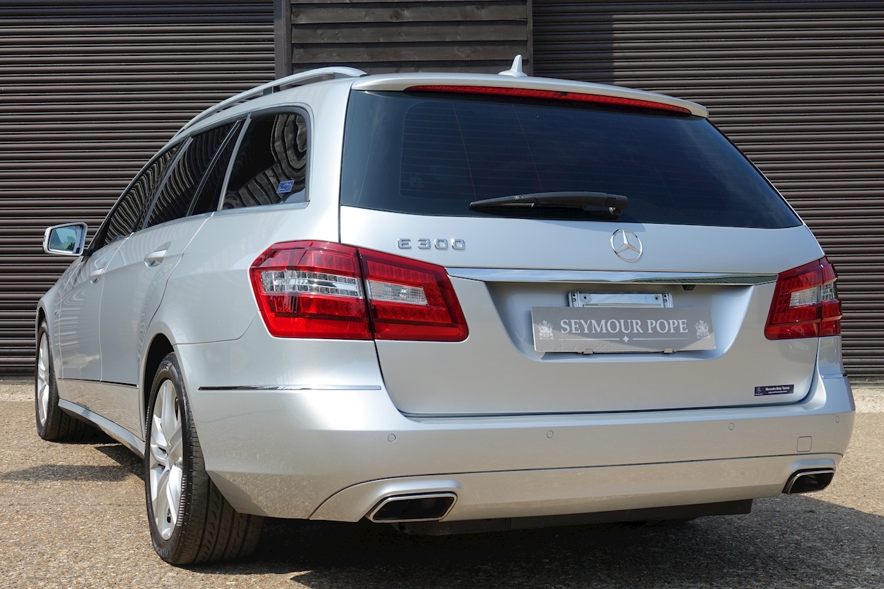 Used 2012 Mercedes-Benz E Class E300 V6 Petrol Avantgarde Automatic ...