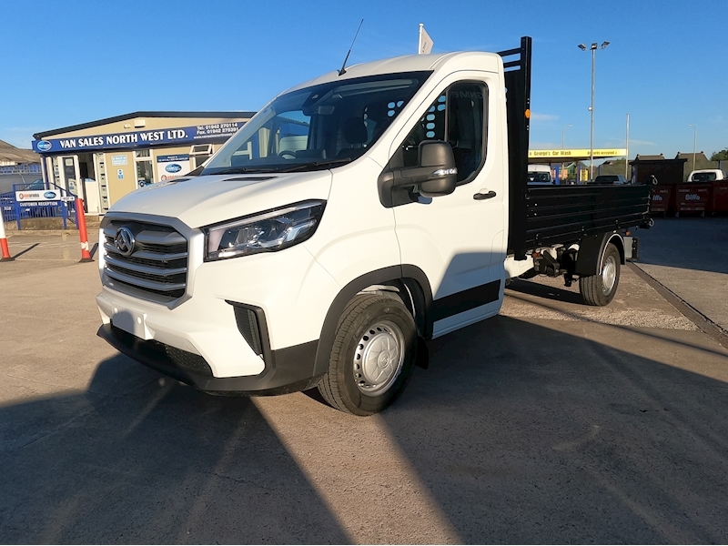 New Maxus Deliver 9 Tipper For Sale (N371) | Vans North West Ltd