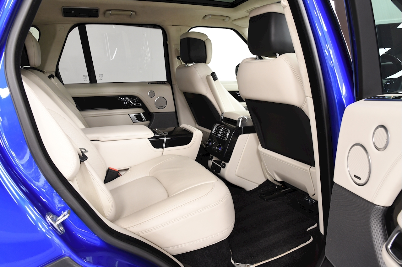 Used 2019 Land Rover Range Rover P400e Autobiography For Sale in Kent ...