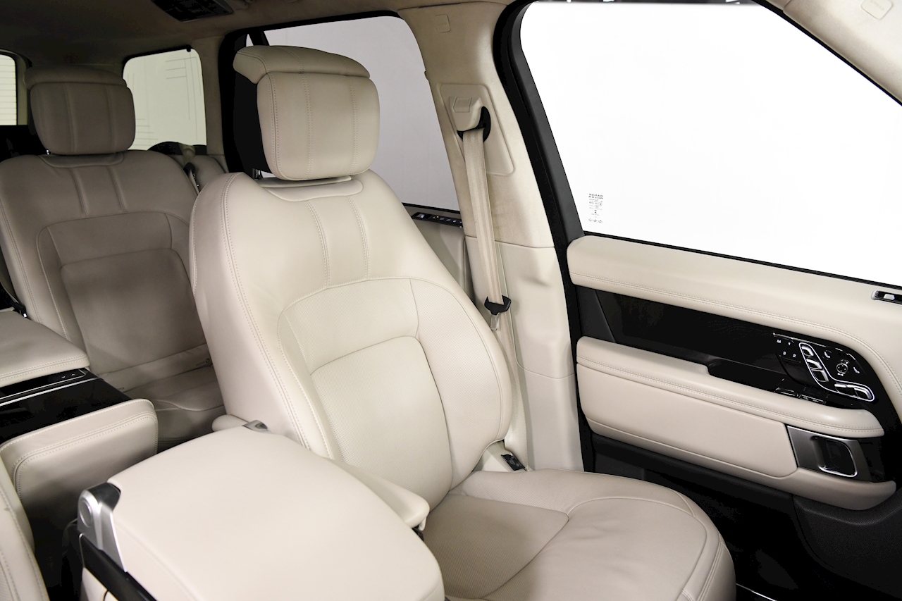 Used 2019 Land Rover Range Rover P400e Autobiography For Sale in Kent ...