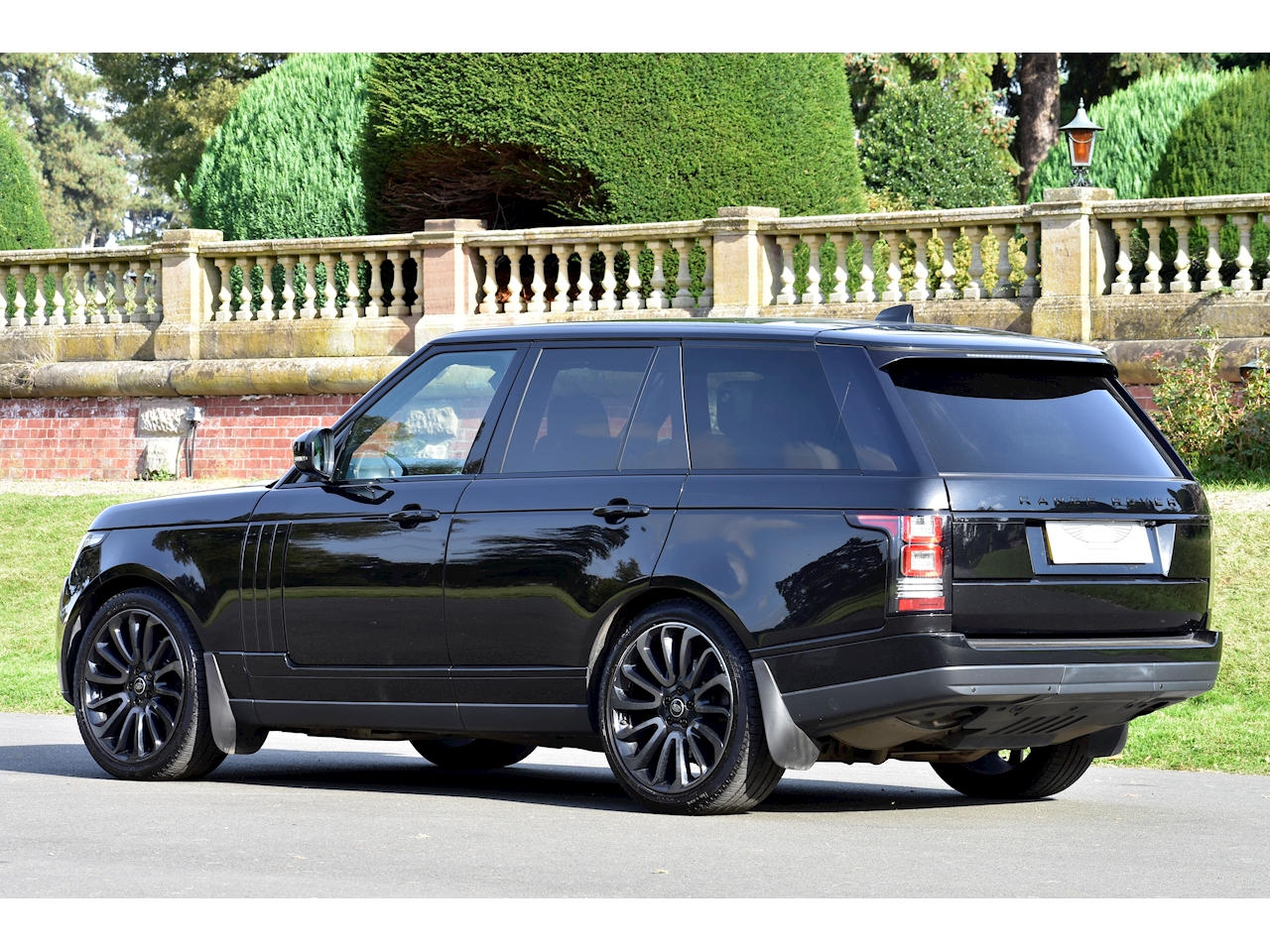 Used 2017 Land Rover Range Rover TD V6 Vogue For Sale (U462) | Fisher ...