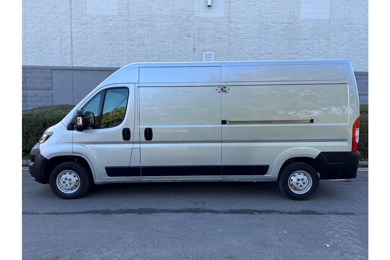 Used 2018 Peugeot Boxer BlueHDi 335 Professional For Sale in Bristol ...