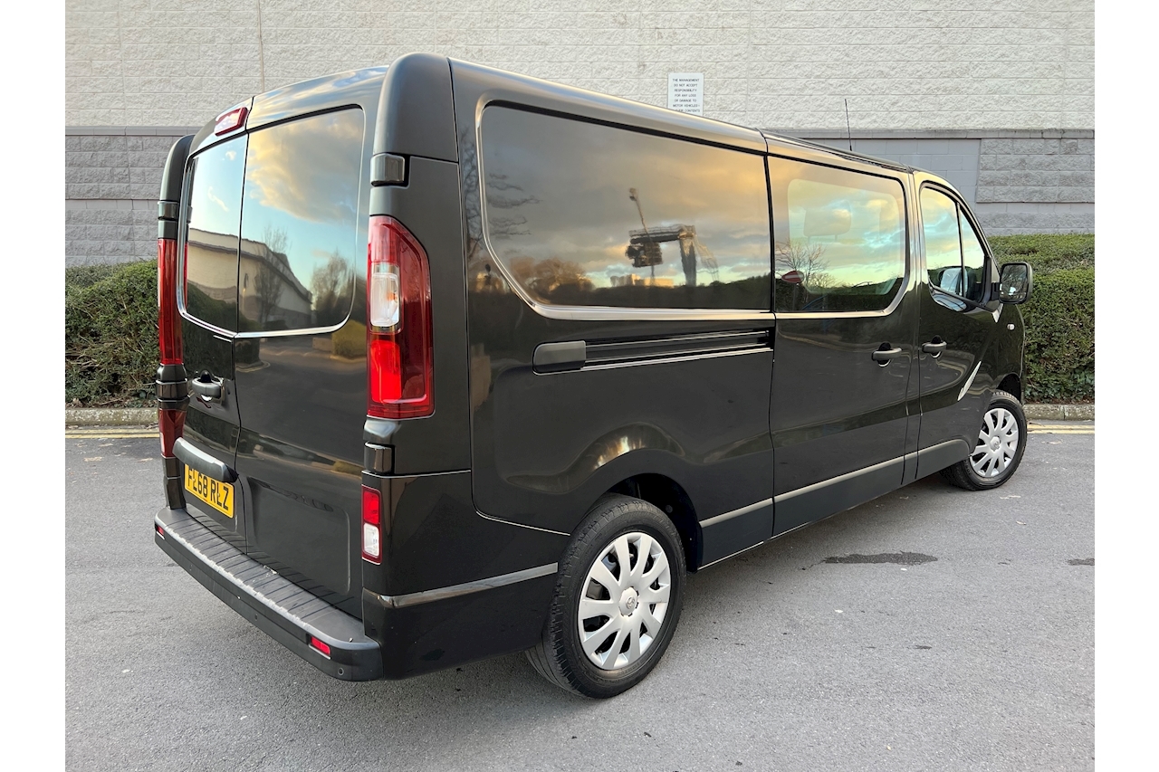 Used 2018 Vauxhall Vivaro CDTi 2900 BiTurbo ecoTEC Sportive For Sale in ...