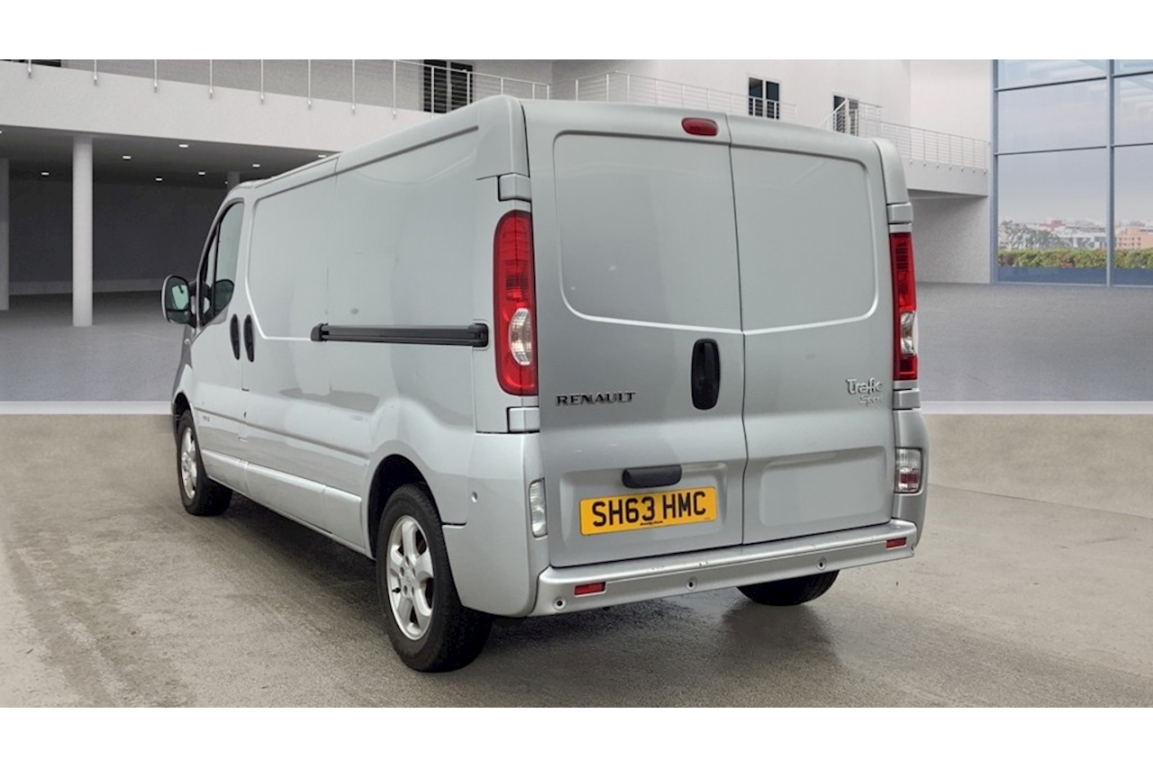Used 2013 Renault Trafic dCi LL29 Sport For Sale in Bristol (U2833 ...