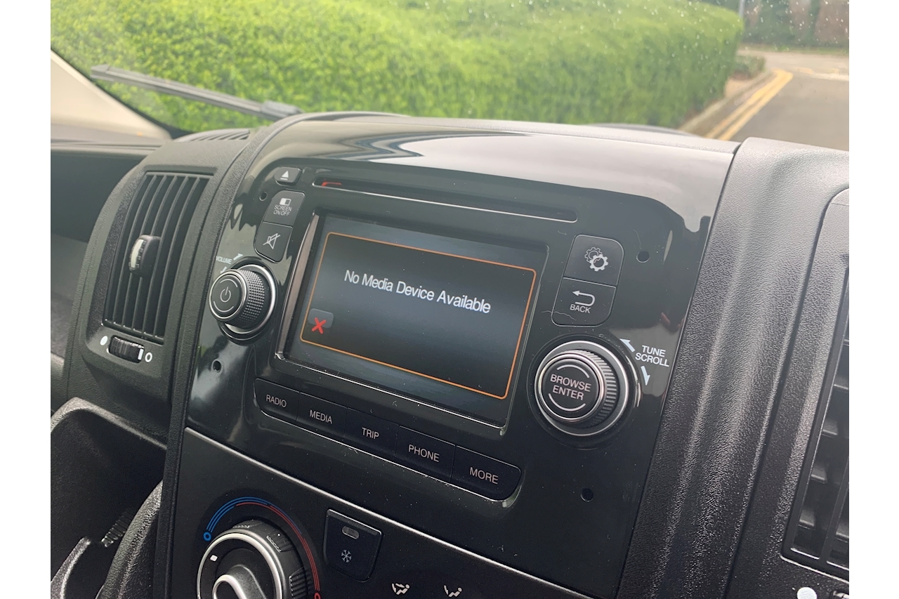 Used 2019 Citroen Relay BlueHDi 35 Enterprise For Sale in Bristol ...