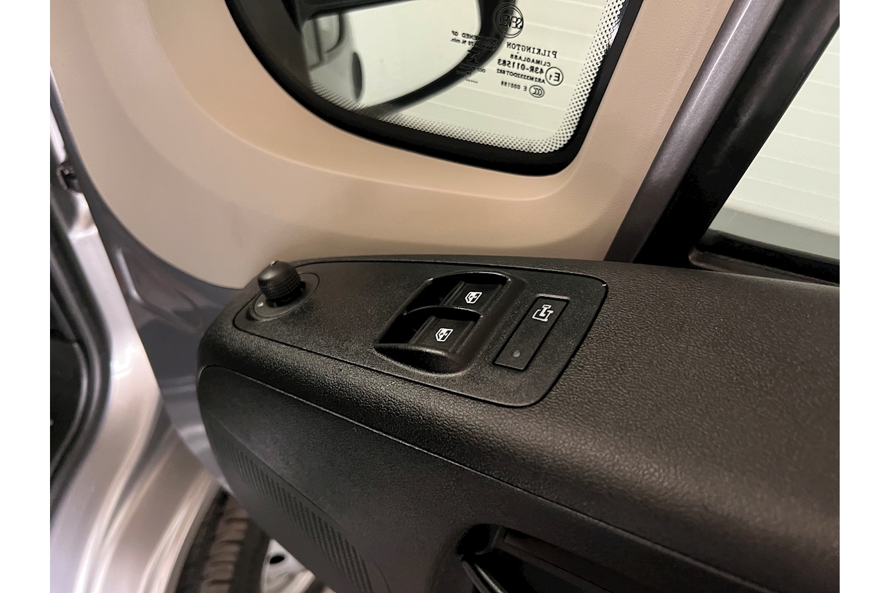 Used 2020 Citroen Relay BlueHDi 35 Enterprise For Sale in Bristol ...