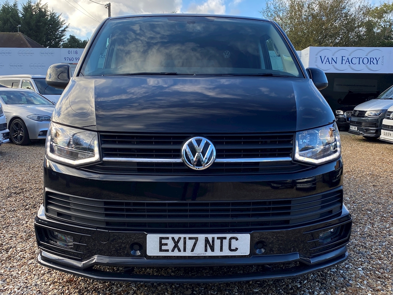 Used 2017 Volkswagen Highline 2.0 5dr Combi Van Manual Diesel For Sale ...