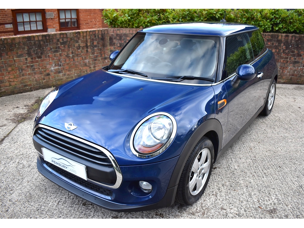 Used 2016 MINI Hatch One For Sale (U1144) | Pembury Cars