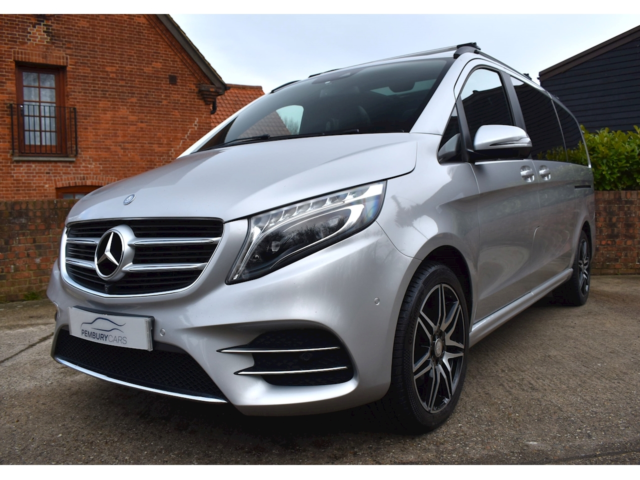 Used 2017 Mercedes-Benz V Class V250d AMG Line For Sale (U1175 ...