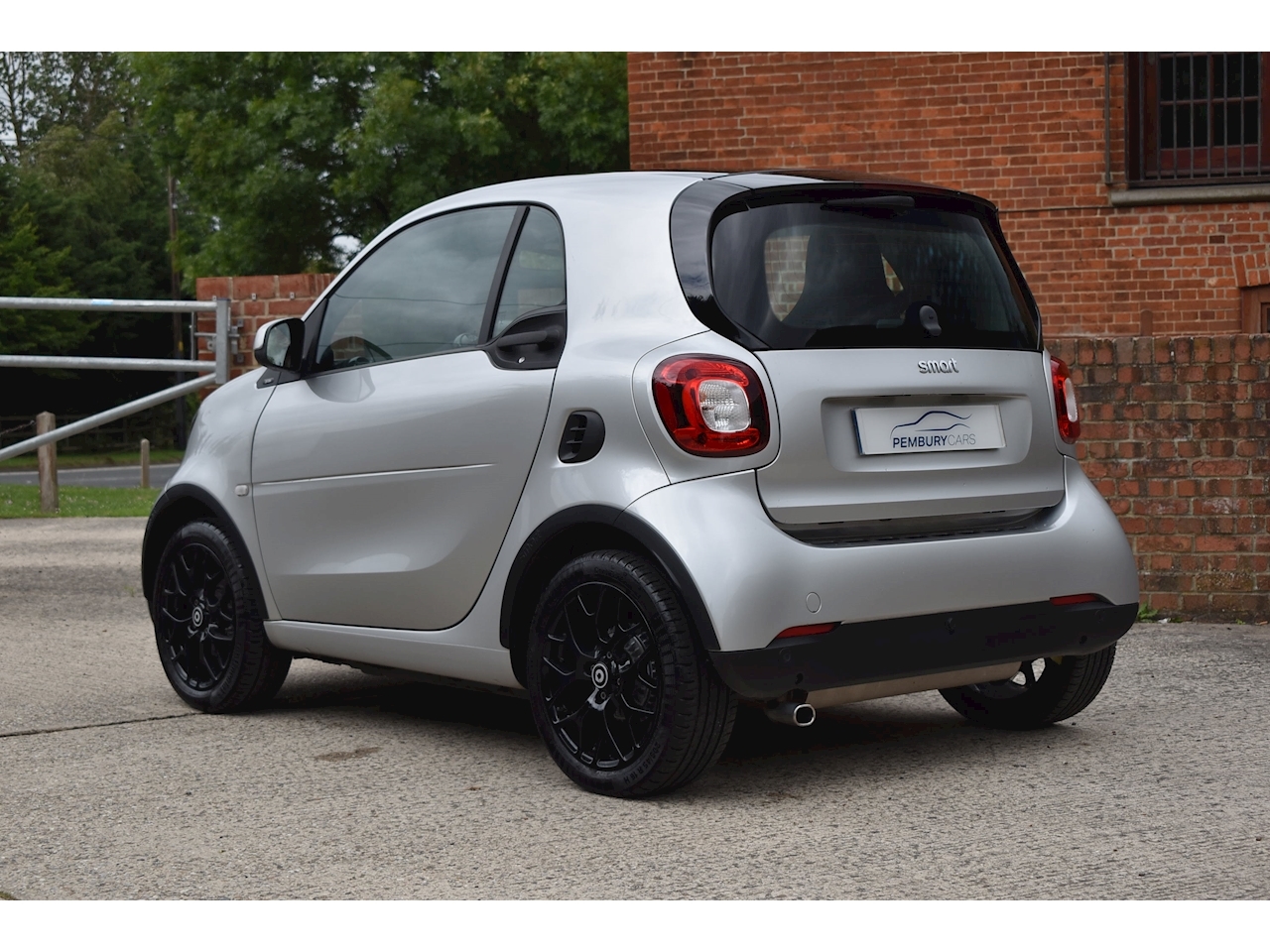 Used 2017 Smart Fortwo Coupe Prime Sport Premium For Sale (U909 ...