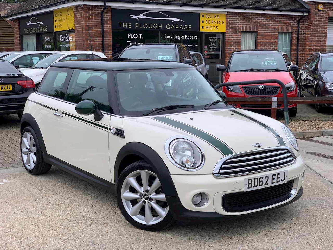Used 2012 MINI Hatch Cooper For Sale (U10001380) | The Plough Garage