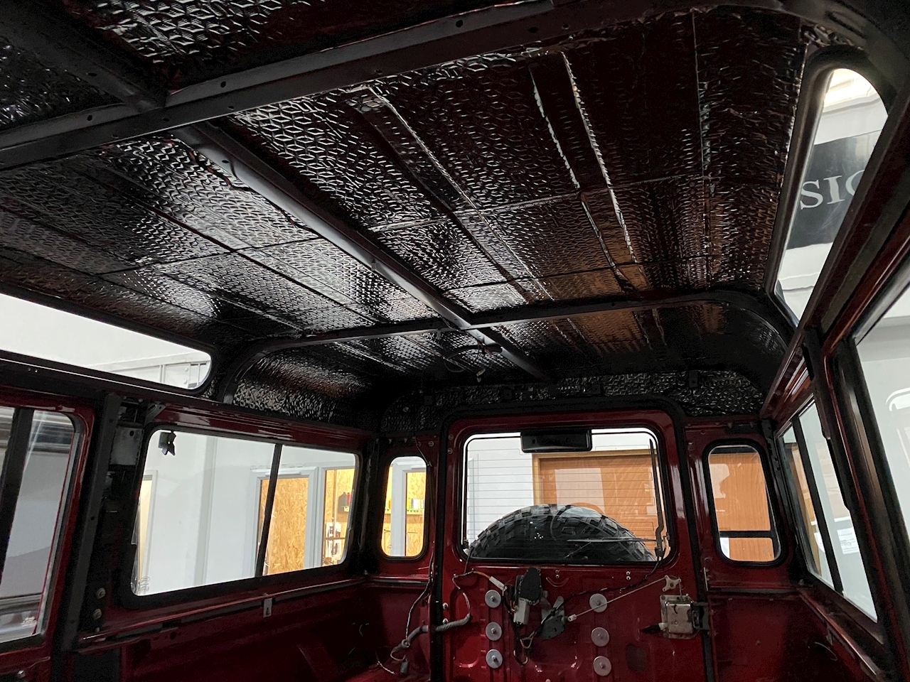 Used Land Rover Defender 110 2014 | Lucari Design