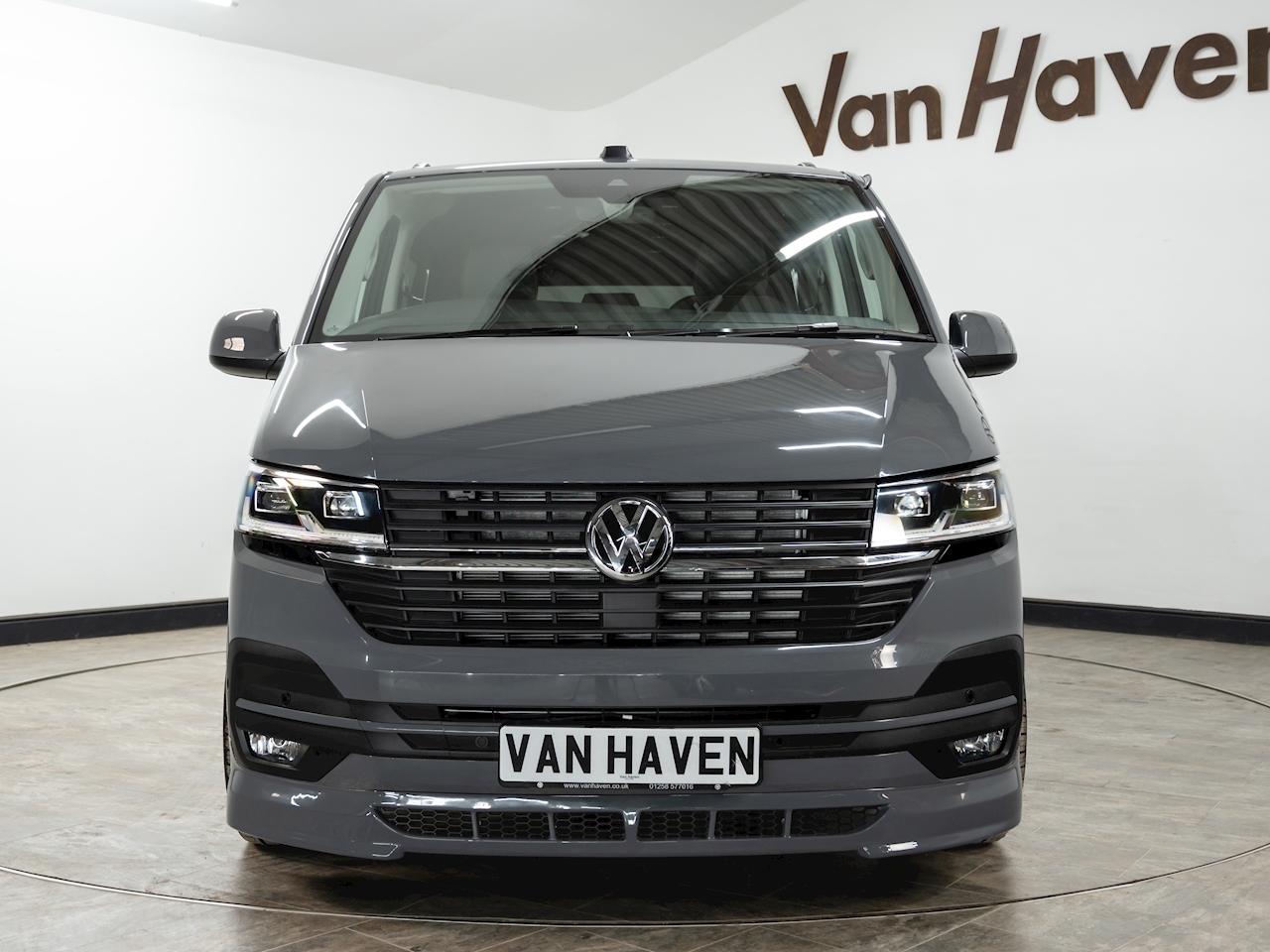 New 2022 Volkswagen T32 Tdi Kombi Highline Bmt Window Van 2.0 Semi Auto ...