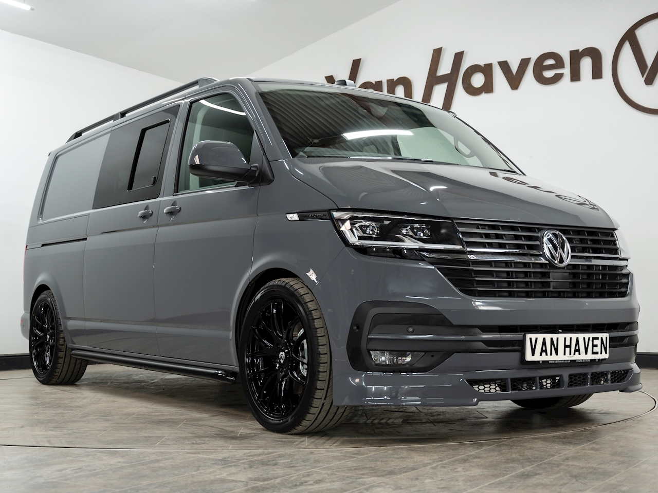 New 2022 Volkswagen T32 Tdi Kombi Highline Bmt Window Van 2.0 Semi Auto ...