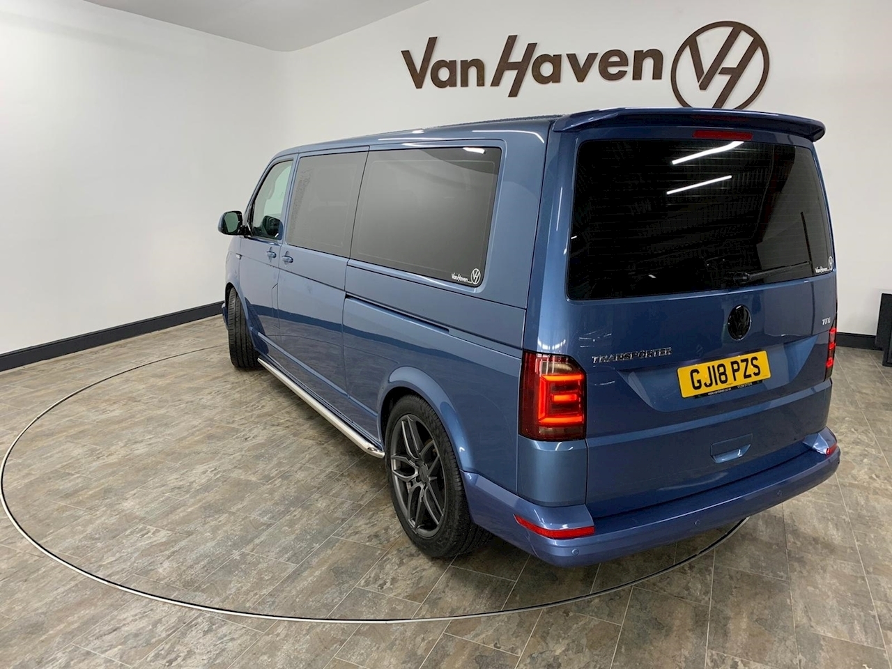 Used 2019 Volkswagen Transporter Shuttle SE Shuttle 2.0 DSG Diesel For ...
