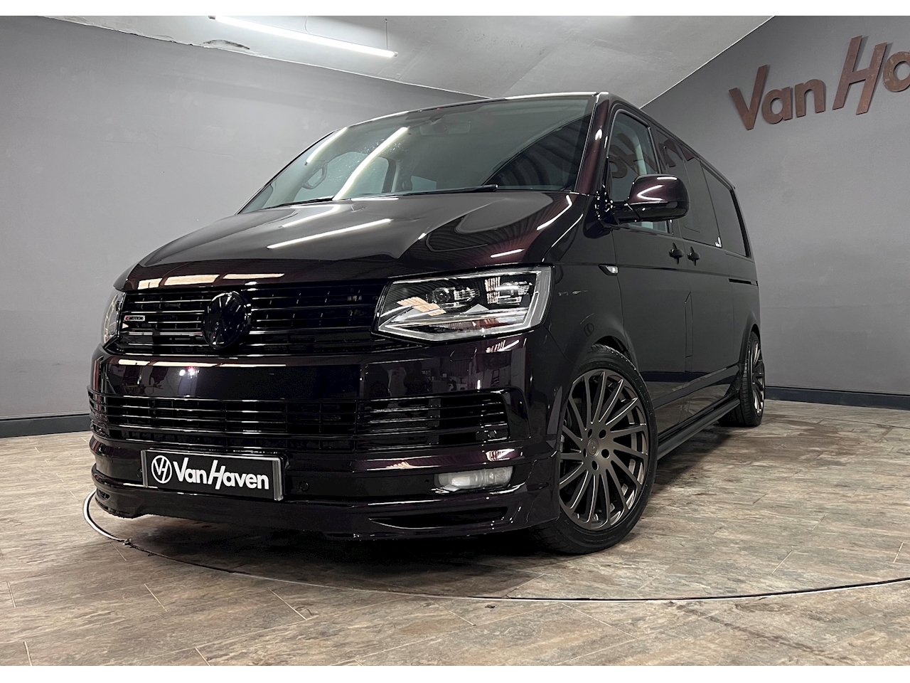 Used 2017 Volkswagen T32 BlueMotion Tech Highline Crew Van 5dr 2.0 ...