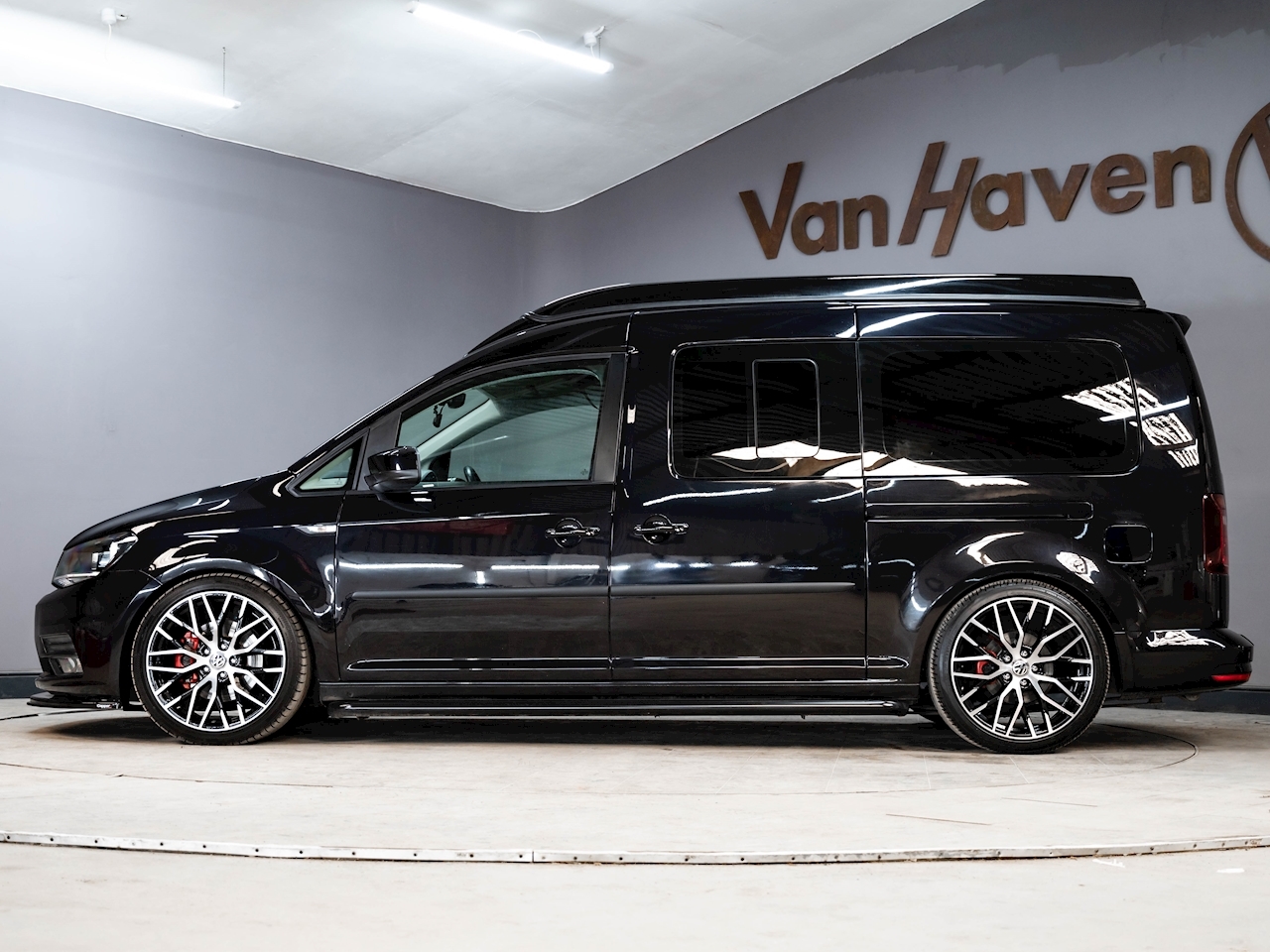 Used 2017 Volkswagen Caddy Maxi Life Camper BlueMotion Tech MPV 5dr ...