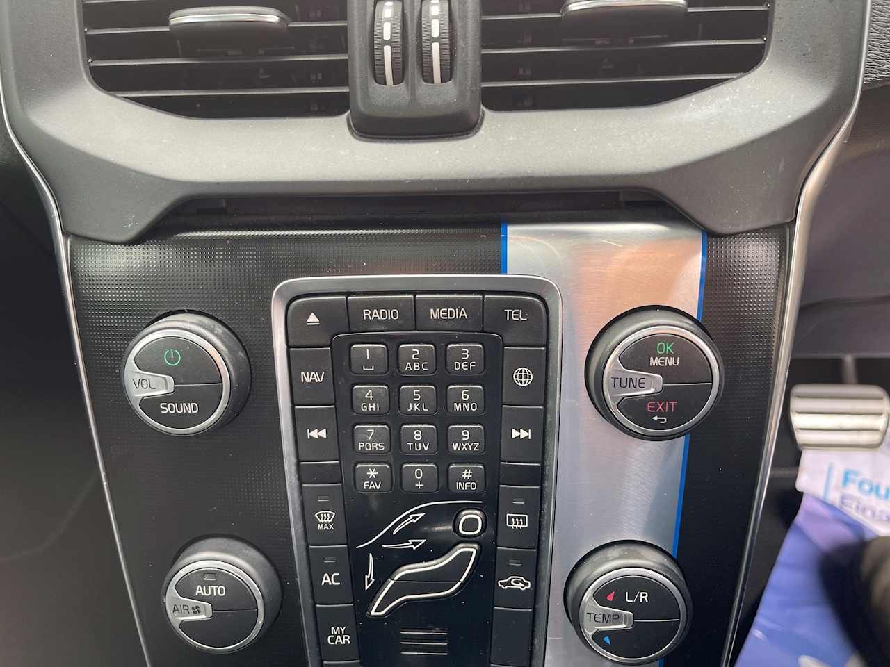 Used 2014 Volvo V40 D2 R-Design Nav For Sale in Suffolk (U11015) | Victory Car Sales Ltd