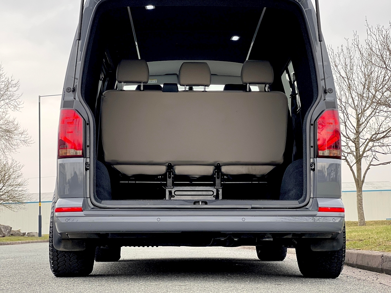 Used 2020 Volkswagen Transporter T30 Tsi Kombi Highline Bmt For Sale ...