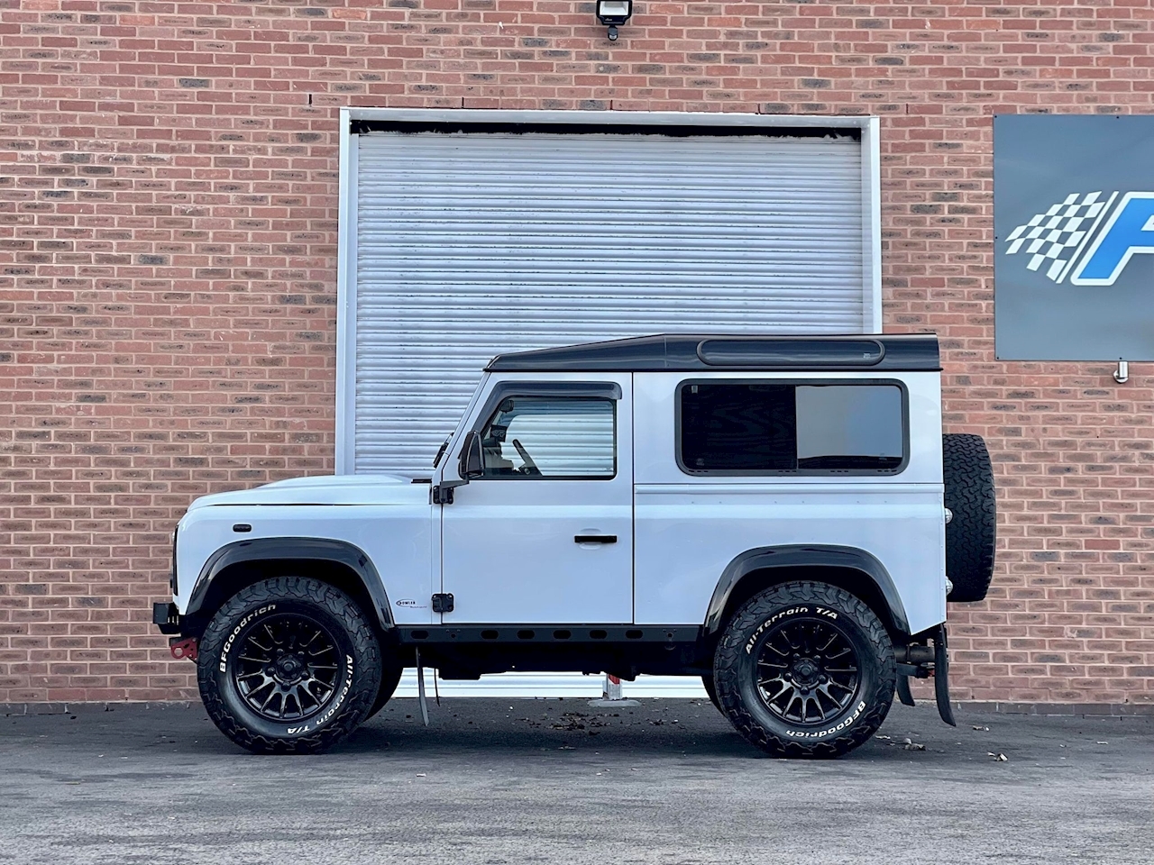 Used 2014 Land Rover Defender 90 TDCi XS For Sale (U1474) | Rev It Up UK