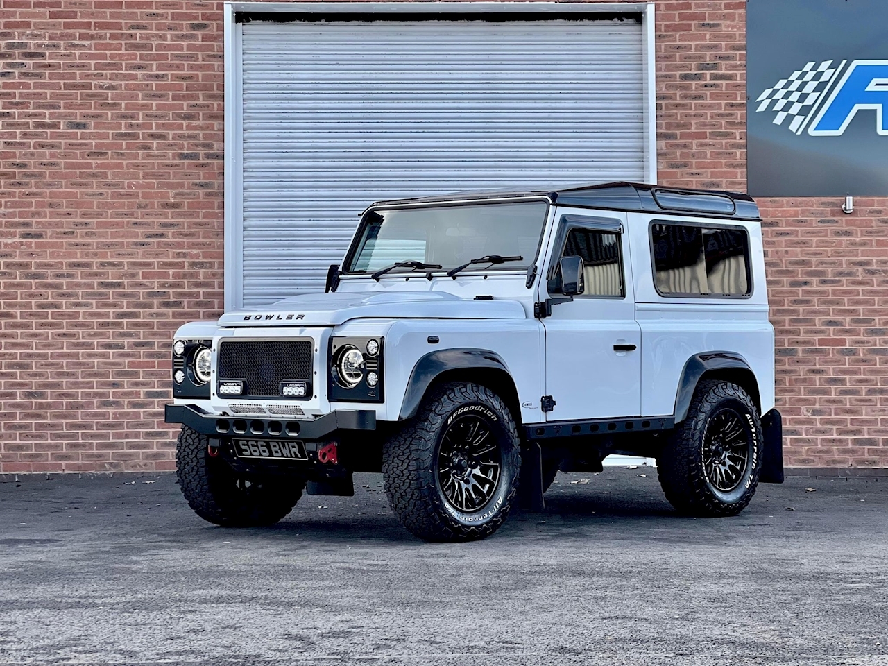Used 2014 Land Rover Defender 90 TDCi XS For Sale (U1474) | Rev It Up UK