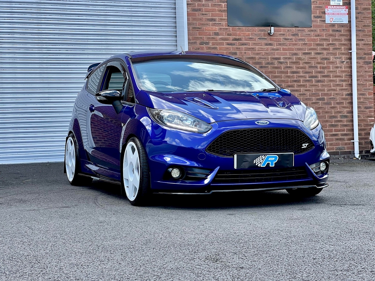 Used 2014 Ford Fiesta T EcoBoost ST-2 For Sale (U1680) | Rev It Up UK