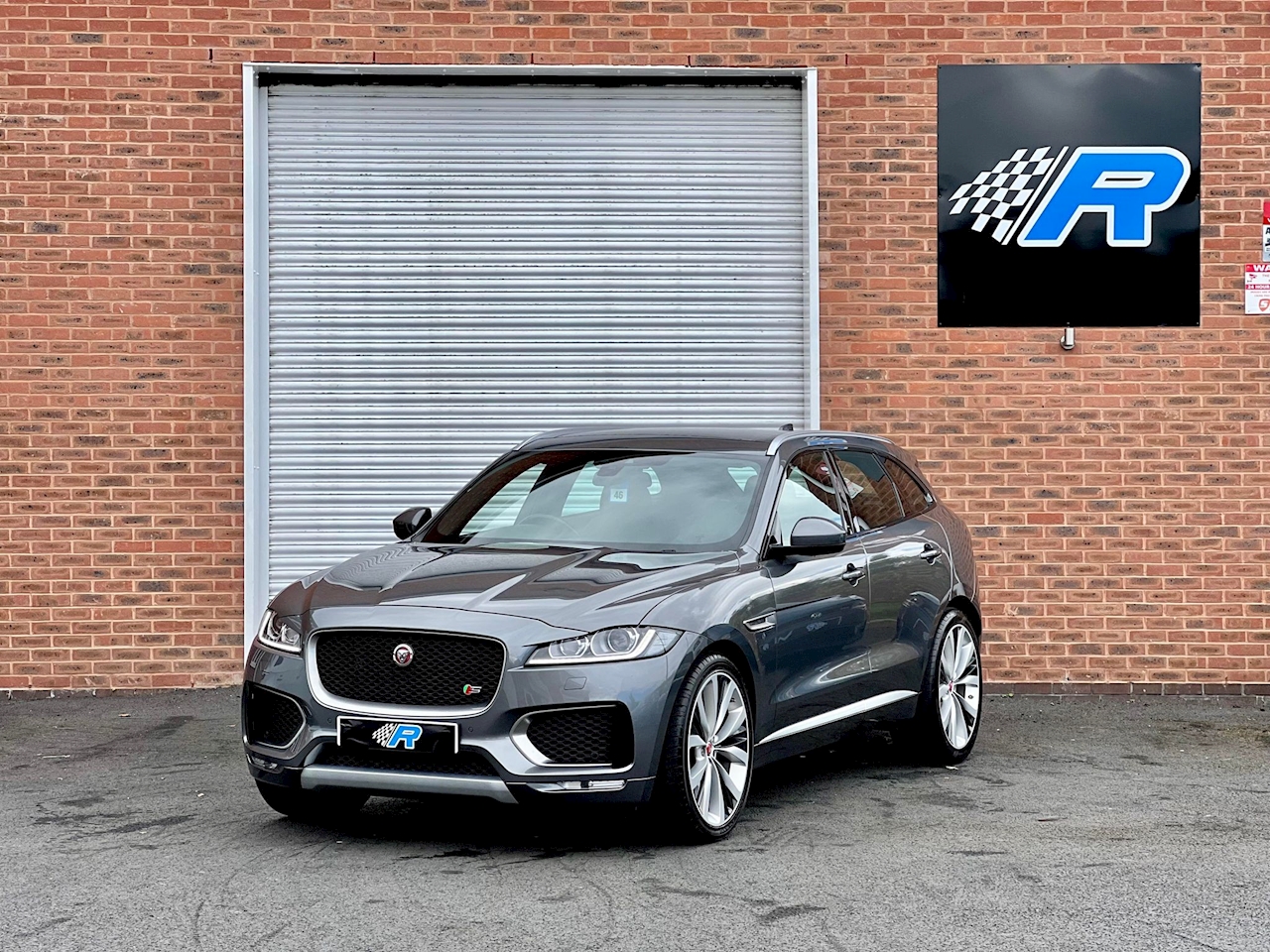 Used 2016 Jaguar F-PACE V6 S For Sale (U1691) | Rev It Up UK