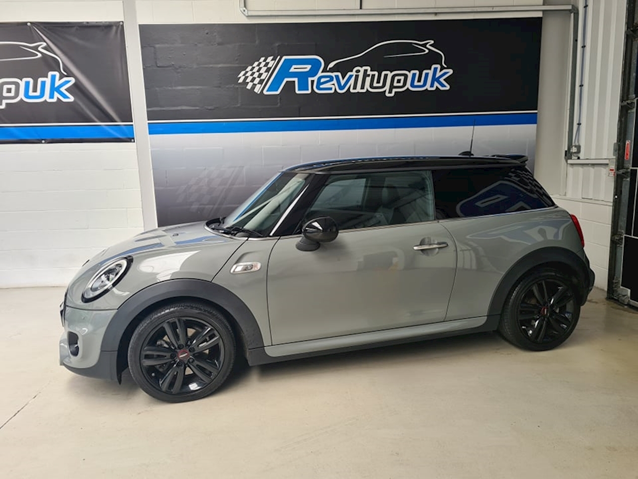 Used 2017 MINI Hatch Cooper S For Sale (U923) | Rev It Up UK