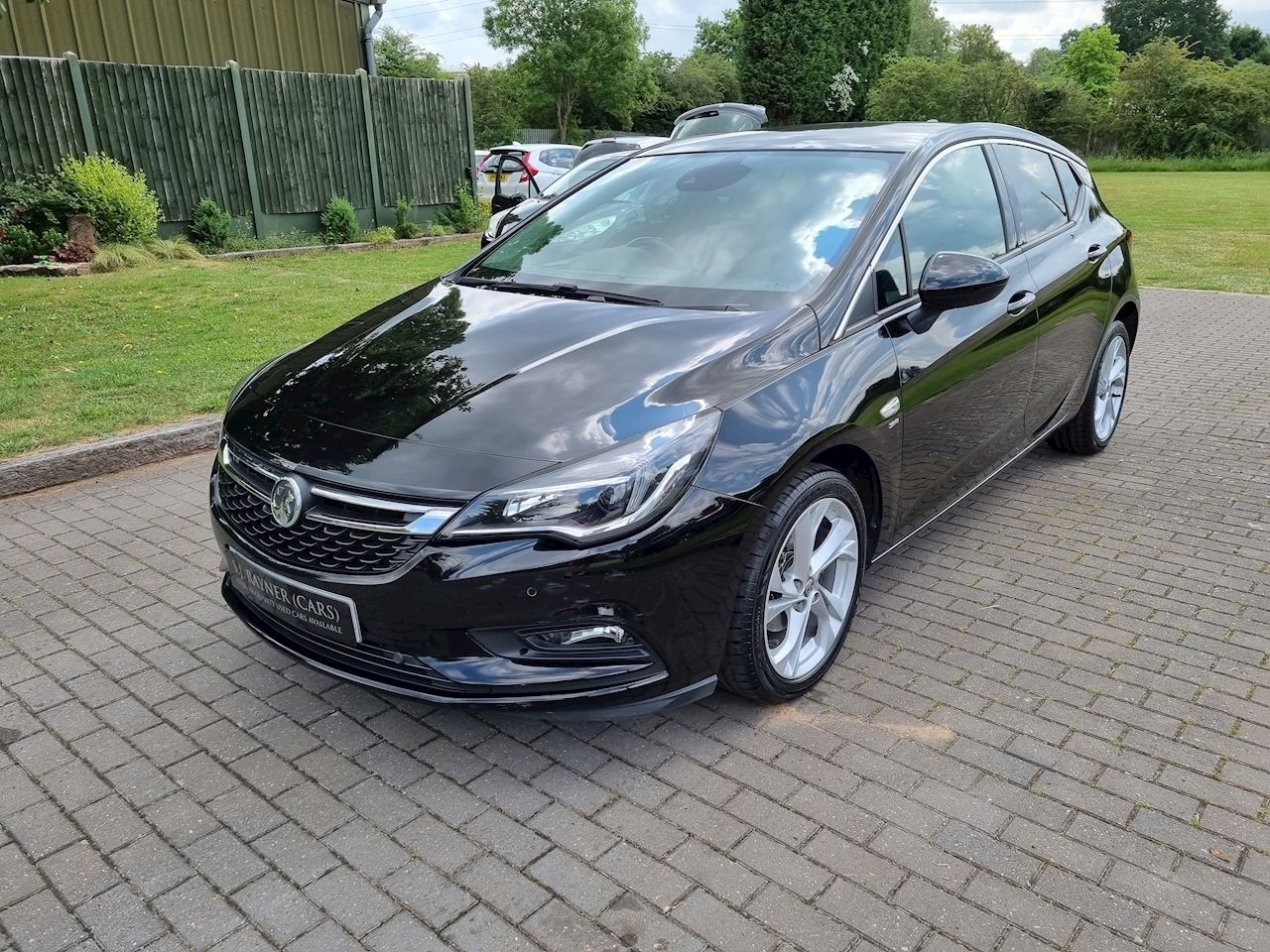 Used 2017 Vauxhall Astra i Turbo ecoTEC SRi Nav For Sale (U10687) | S.J ...