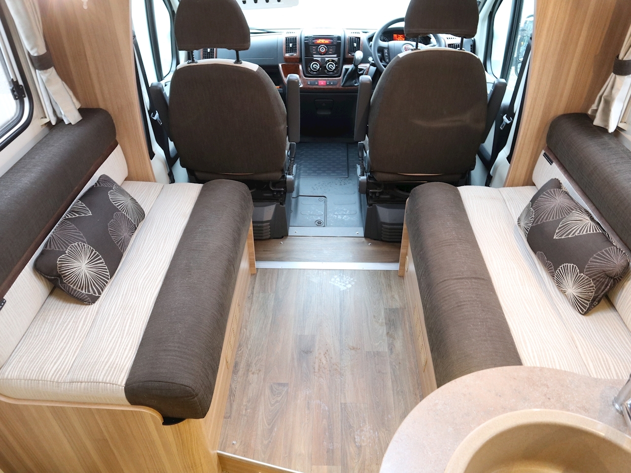 Used Swift Bessacarr 2015 562 For Sale in Essex (U1742) | Cranham ...