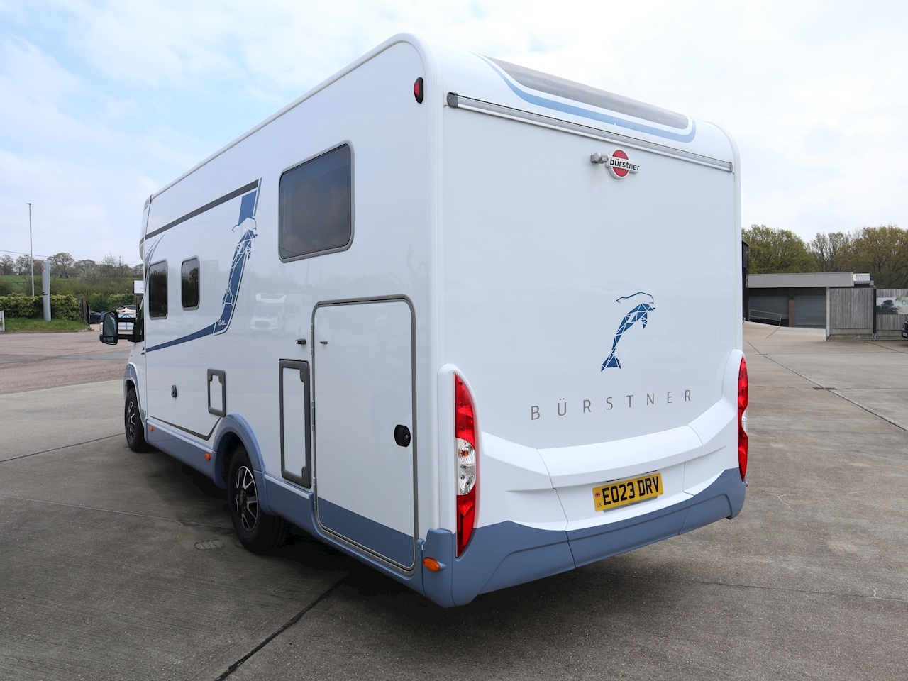 Used Burstner Delfin 2023 727 G For Sale in Essex (U1819) | Cranham ...