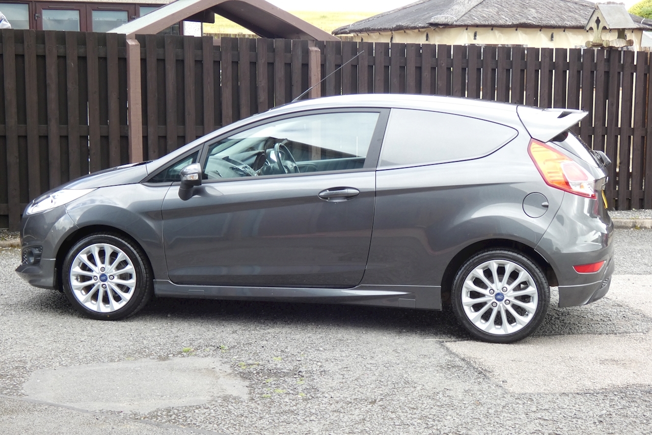 Used 2016 Ford Fiesta Van TDCi Sport For Sale in Aberdeenshire (U1121 ...