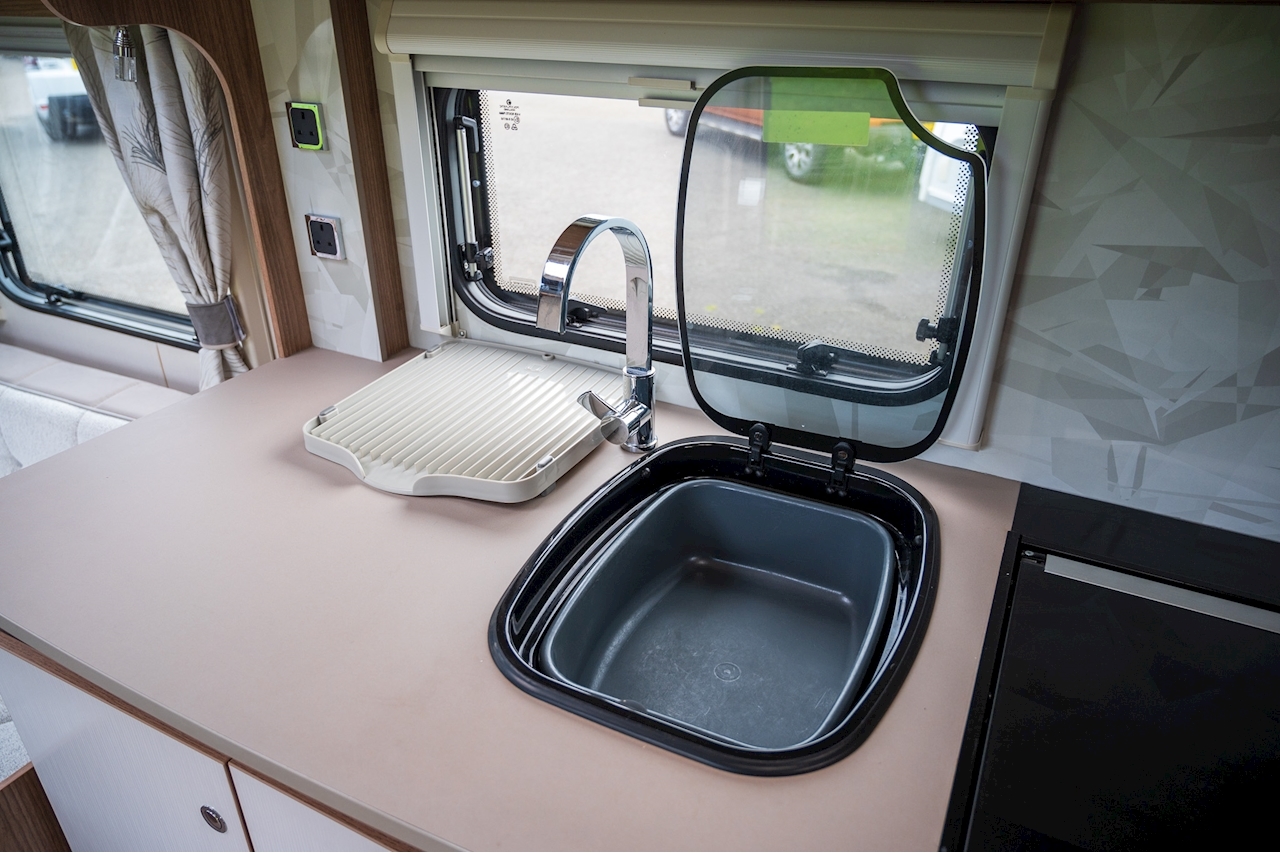 Used 2019 Coachman Laser 675 For Sale in Aberdeenshire (U1148 ...
