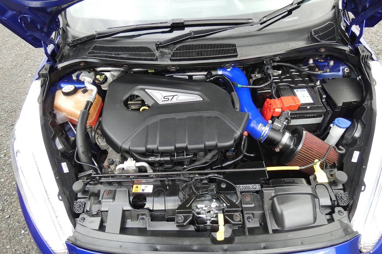 Used 2015 Ford Fiesta T EcoBoost ST-2 For Sale (U973) | Newmachar ...
