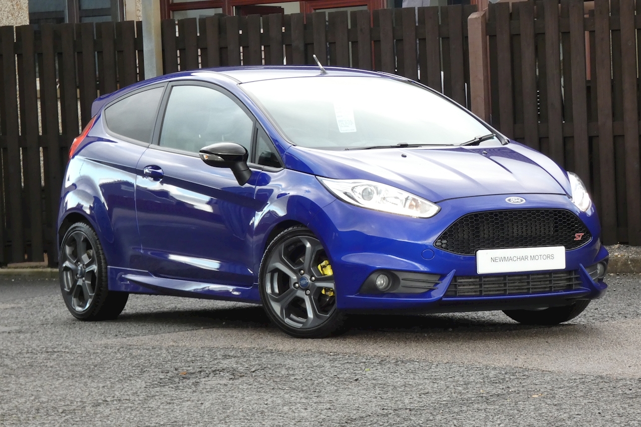 Used 2015 Ford Fiesta T EcoBoost ST-2 For Sale in Aberdeenshire (U973 ...