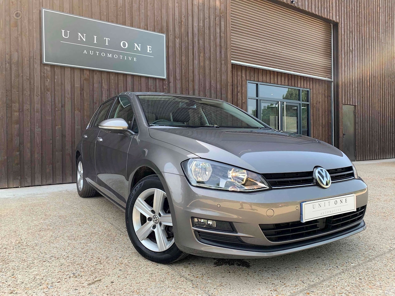 Used 2015 Volkswagen Golf Match Tdi Bluemotion Technology For Sale in ...